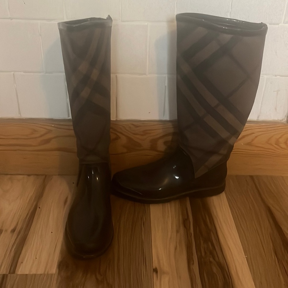 Burberry Rain Boots - Gem
